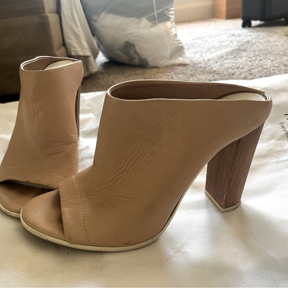 Vince | Shoes | Hp Vince Mule Sandals 9 | Poshmark